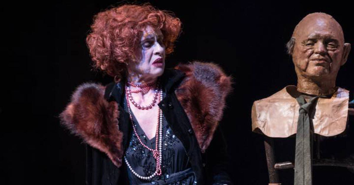 Vicky Peña regresa rodeada de 13 grandes marionetas | Cataluña | España ...