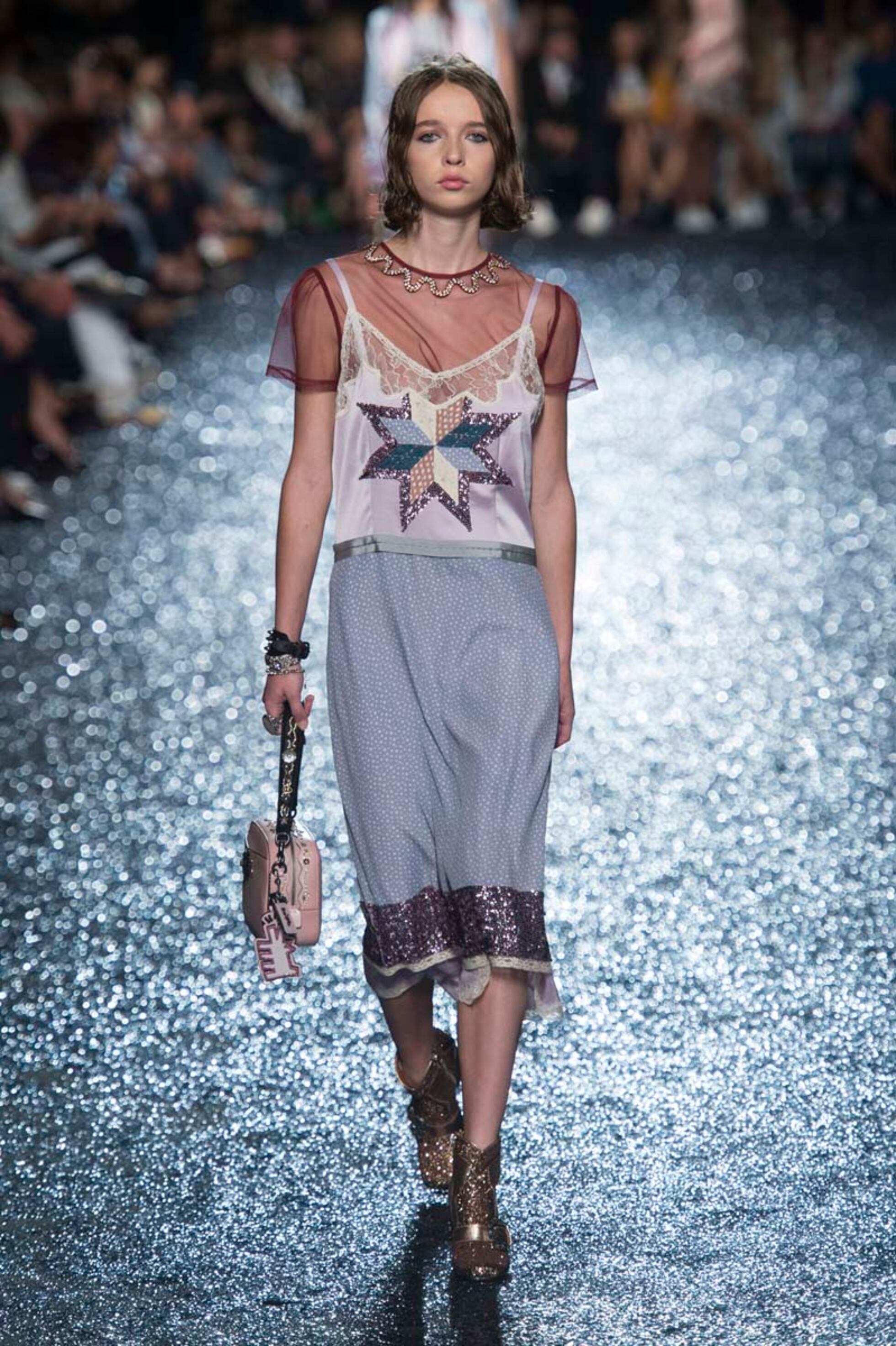 El jersey estrella de Coach del verano 2018 homenajea a Keith Haring ...