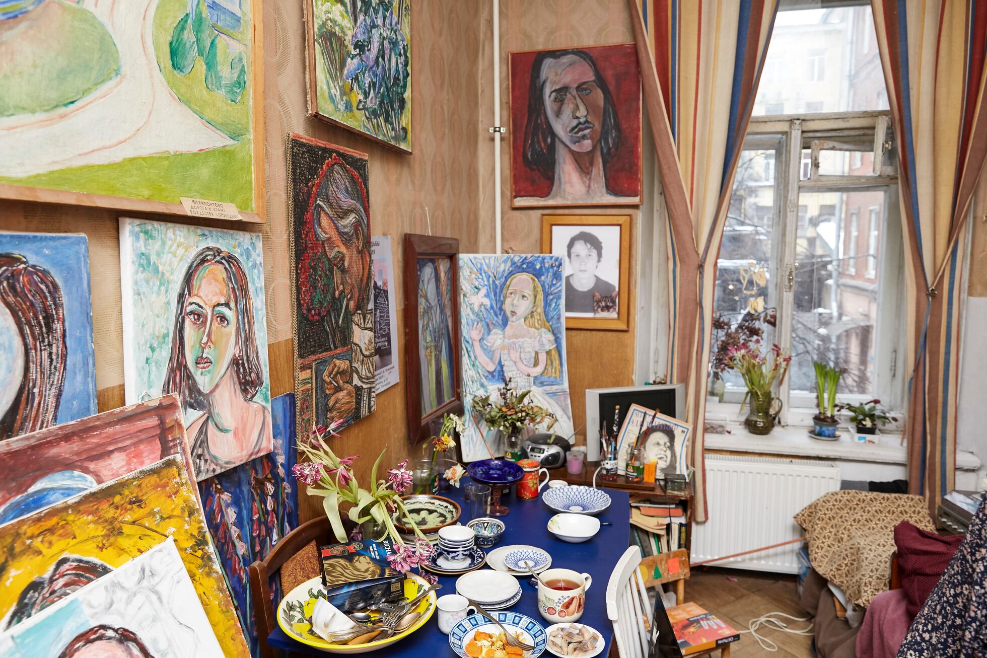 Elena Ósipova, la artista rusa que desafía al poder con críticas a la ...