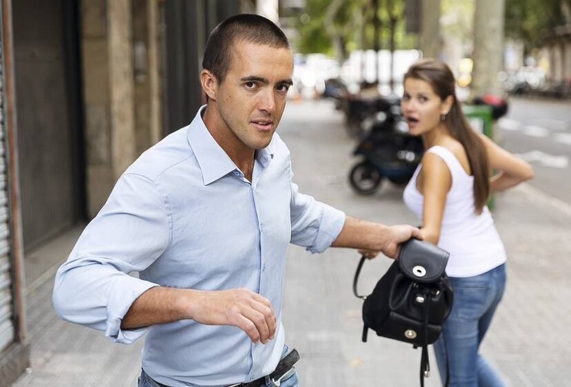 Llevo 10 años atracando a gente en la calle y ahora me entero de que es ...