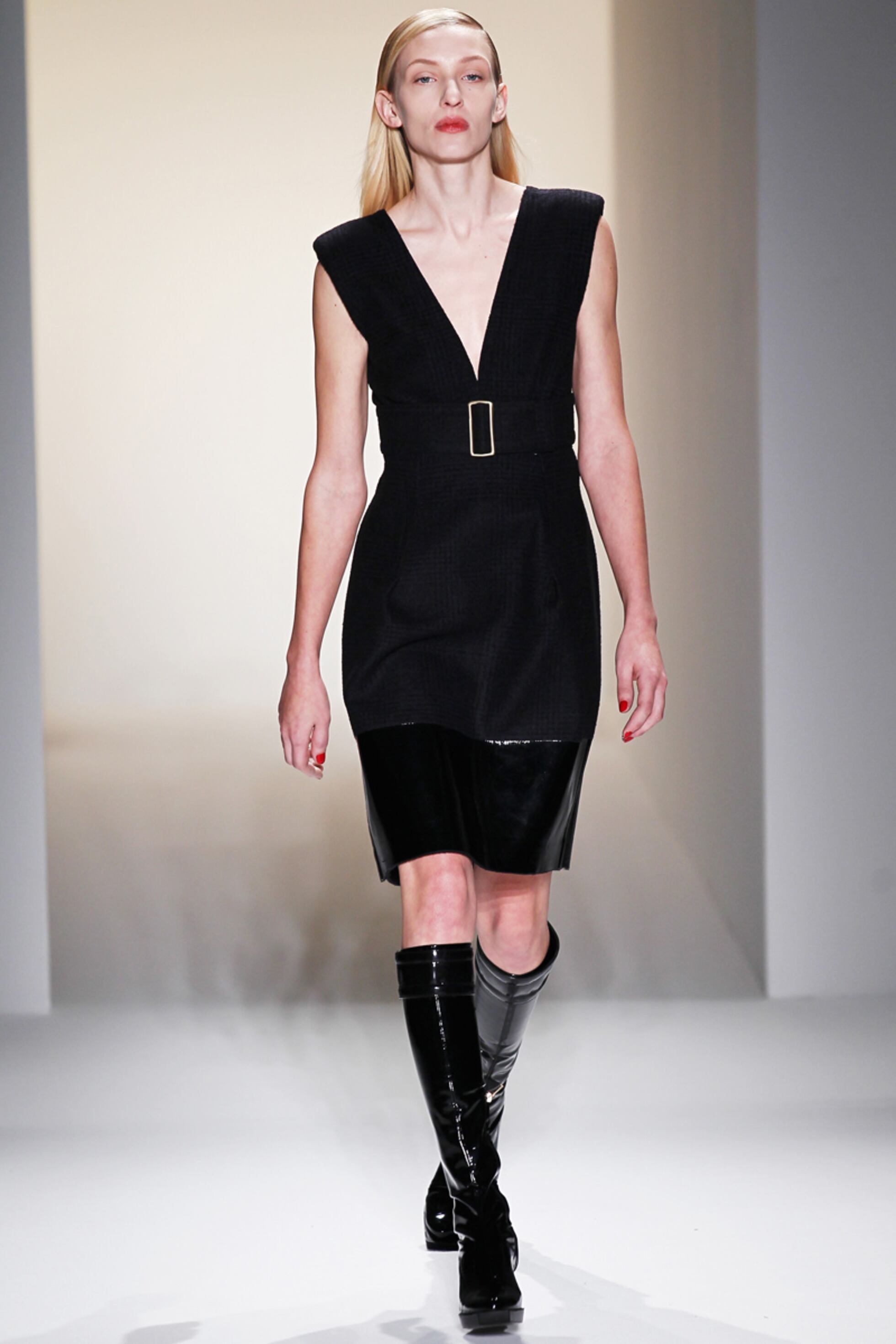 El eterno minimalismo de Calvin Klein Collection | Fotos | Pasarelas de ...