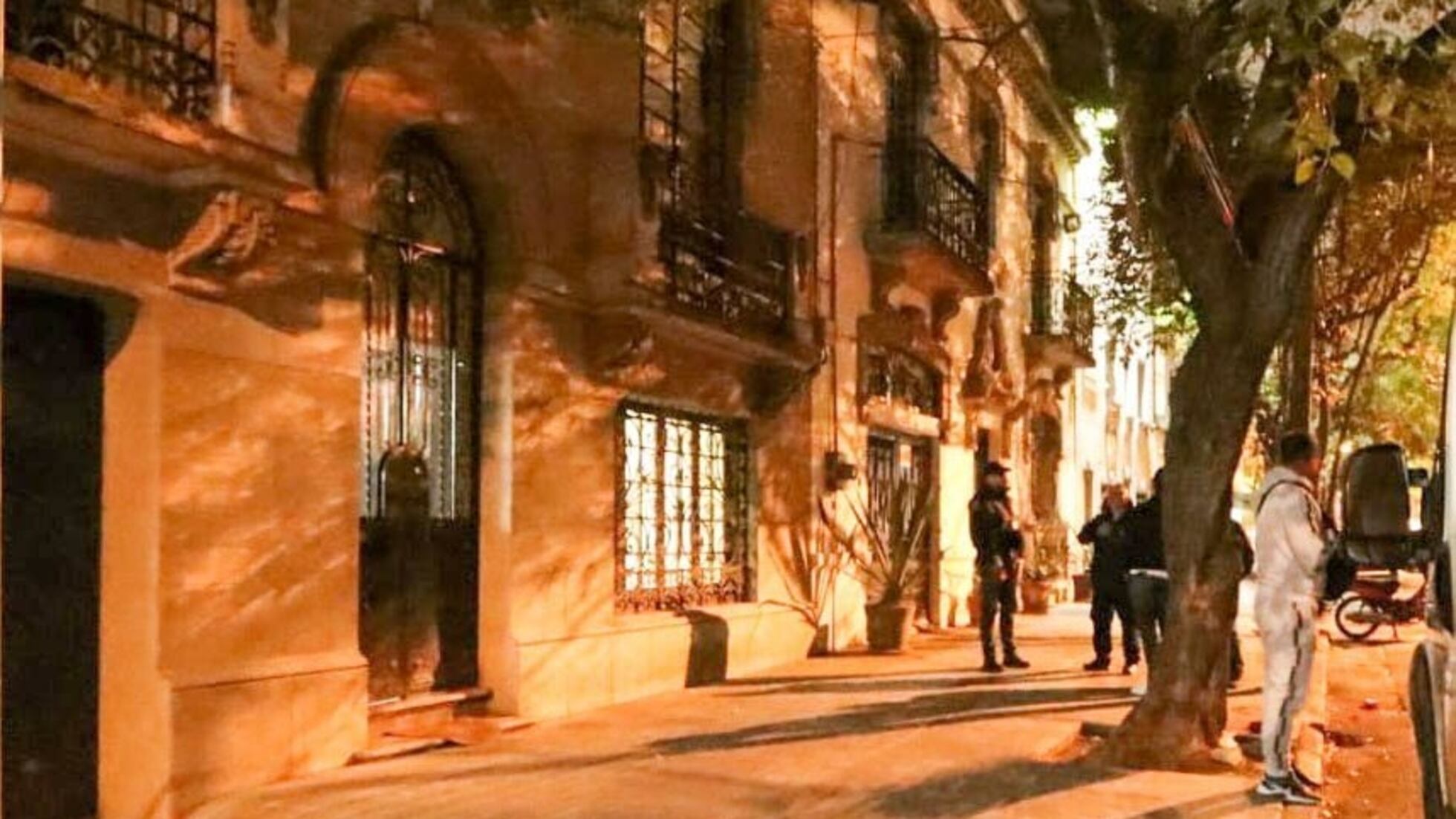 Andrés Tirado y Jorge Tirado: Medellín 113, la casa del terror: crónica ...