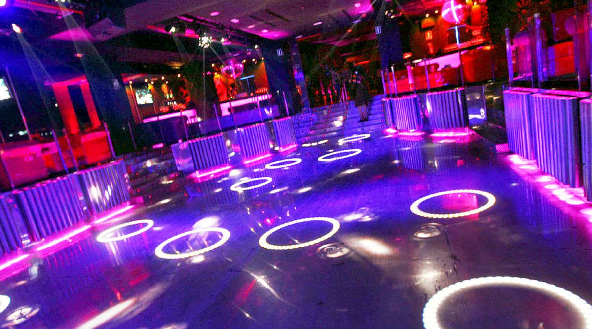 Interior de la discoteca Alcalá 20, que ha reabierto sus puertas bajo ...