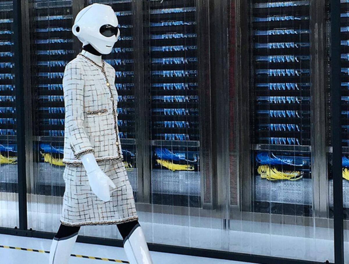 Robots y bolsos del futuro: así es la increíble era digital de Chanel ...