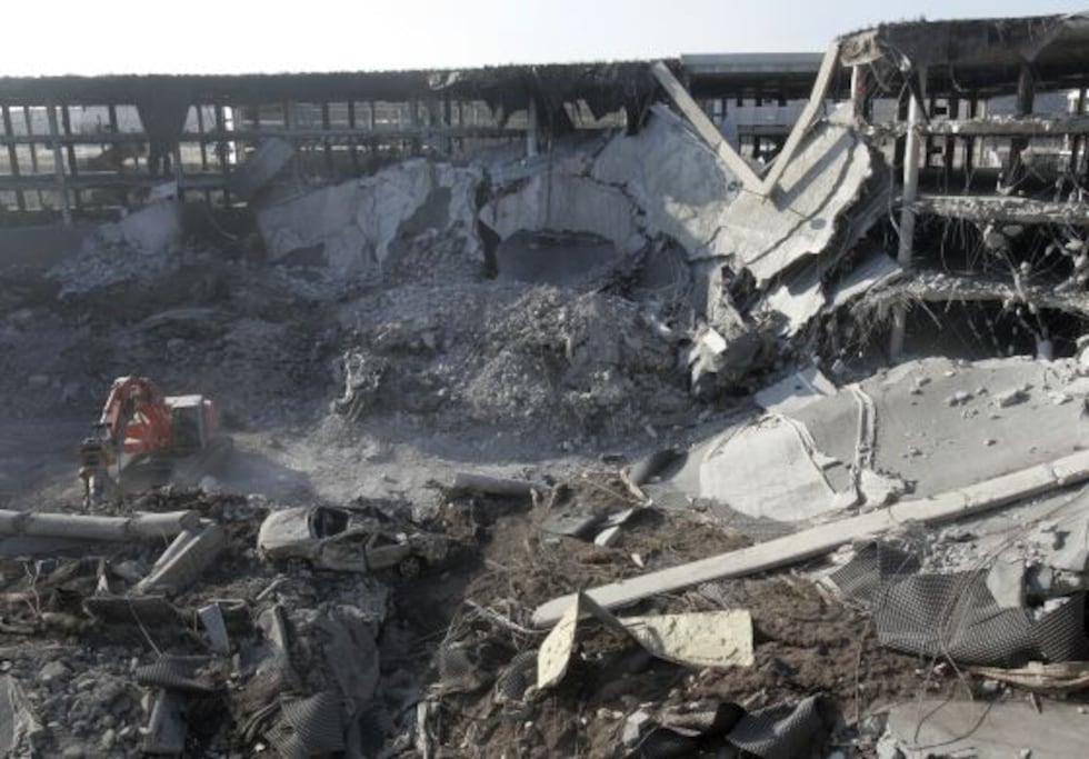 ETA pone fin a 43 años de terror | Politica | EL PAÍS