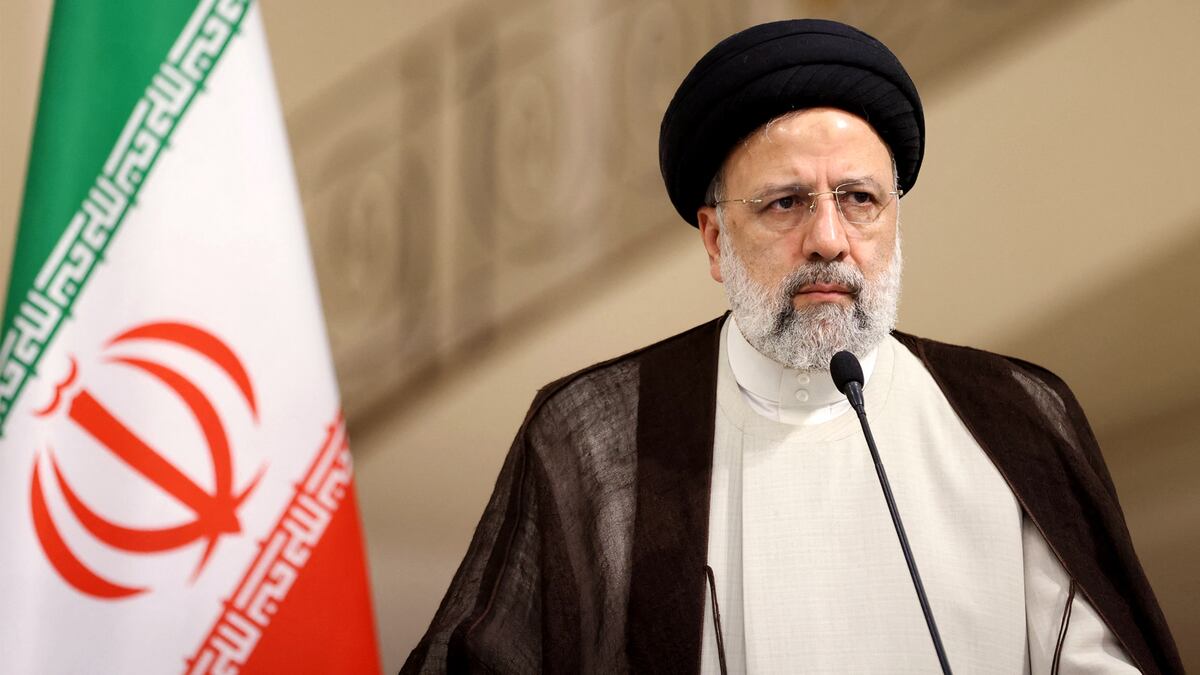 El fiscal general de Irán apunta a la abolición de la policía de la ...