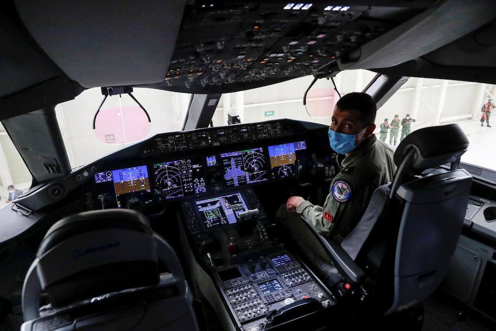 La historia del avión presidencial José María Morelos y Pavón, en ...