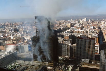 Incendio en la Torre Windsor | Fotos | Fotos | EL PAÍS