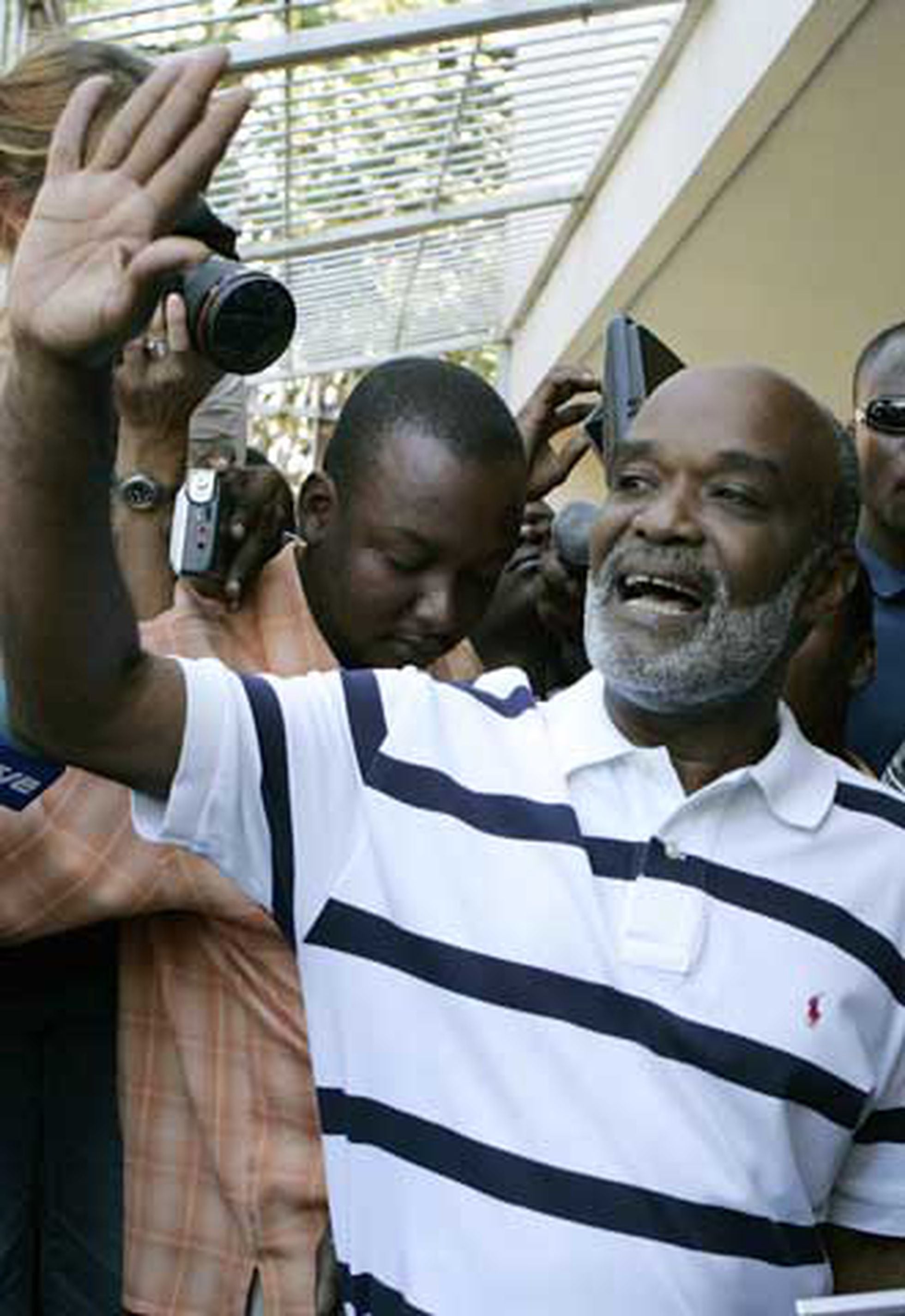 René Préval pide en la ONU ayuda internacional para lograr la paz en ...