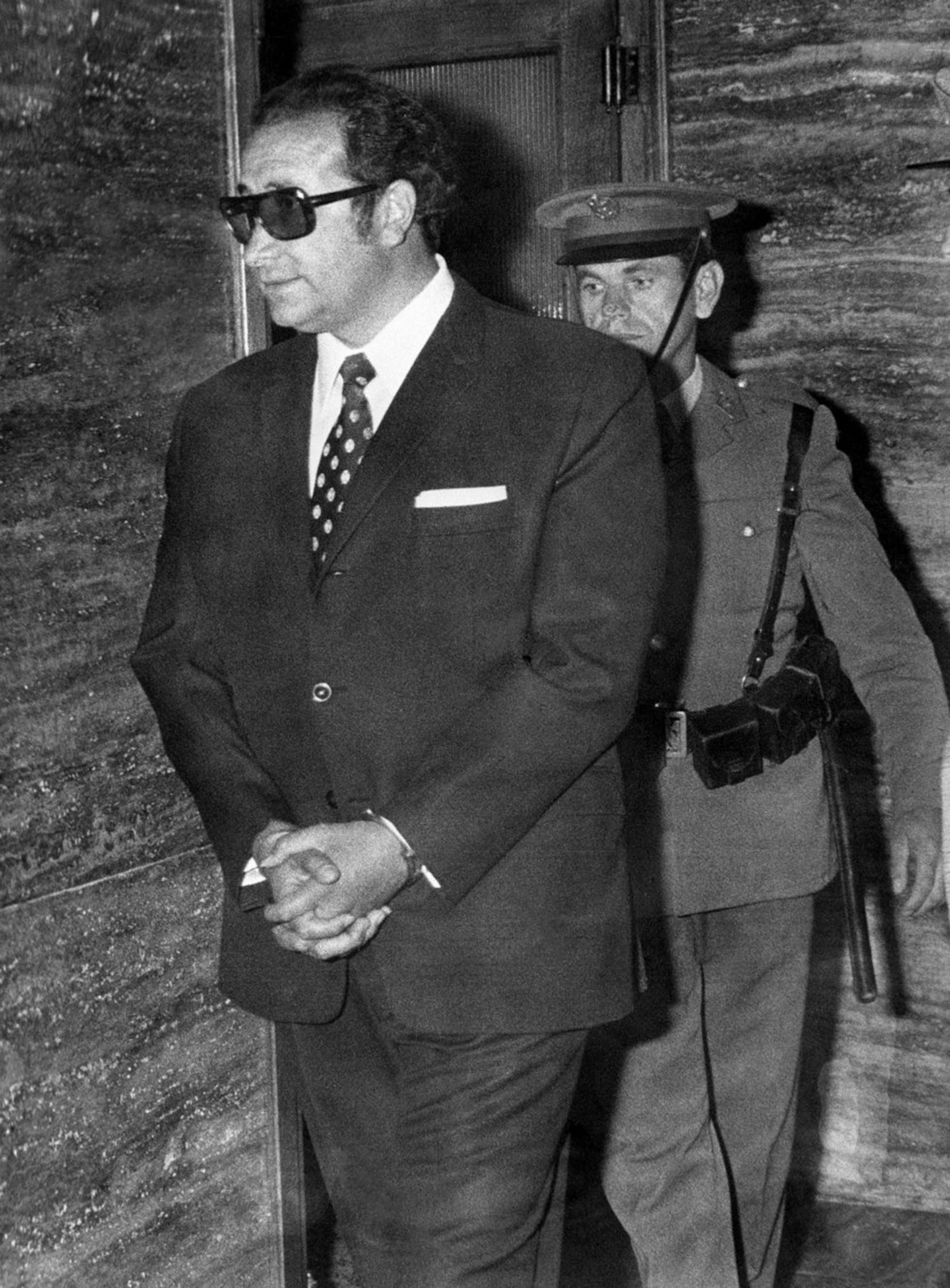 16 imágenes de Jesús Gil que le confirman como el gran icono 'trash' de ...