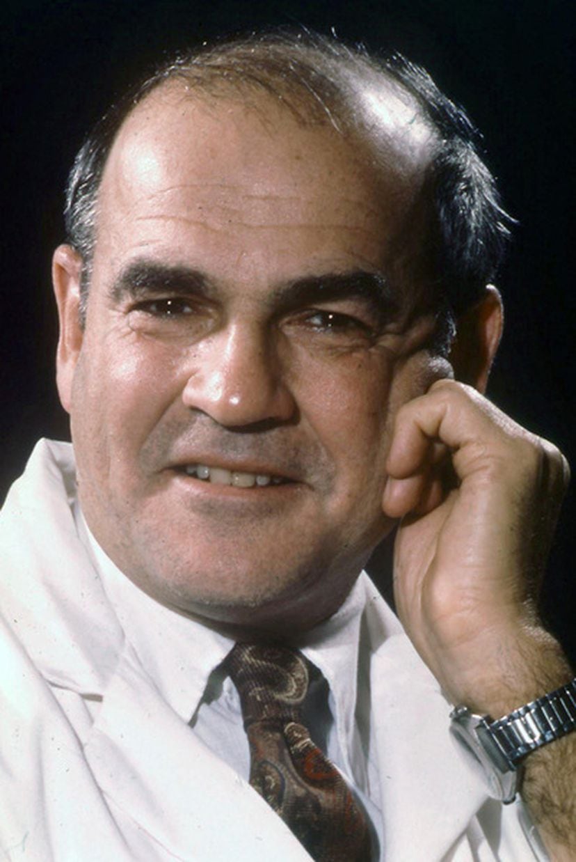 Baruch Blumberg, descubridor del virus de la hepatitis B | Necrologicas ...