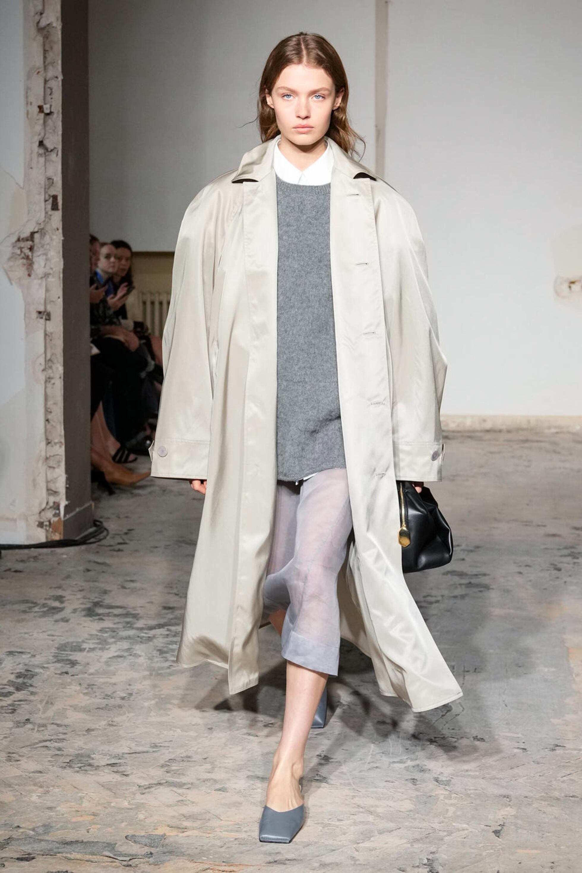 Louis Trotter debuta en Carvan y hace una oda a la funcionalidad ...