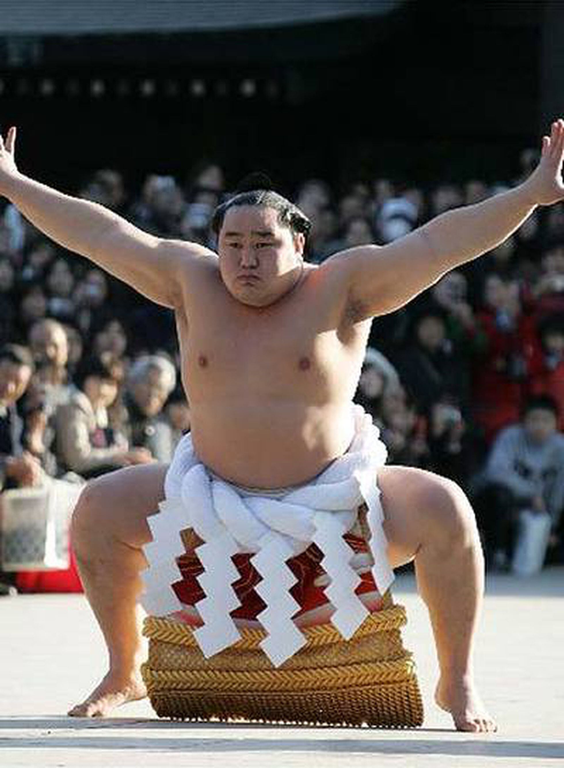 El rey del sumo, acosado por el fisco y la depresión | Deportes | EL PAÍS