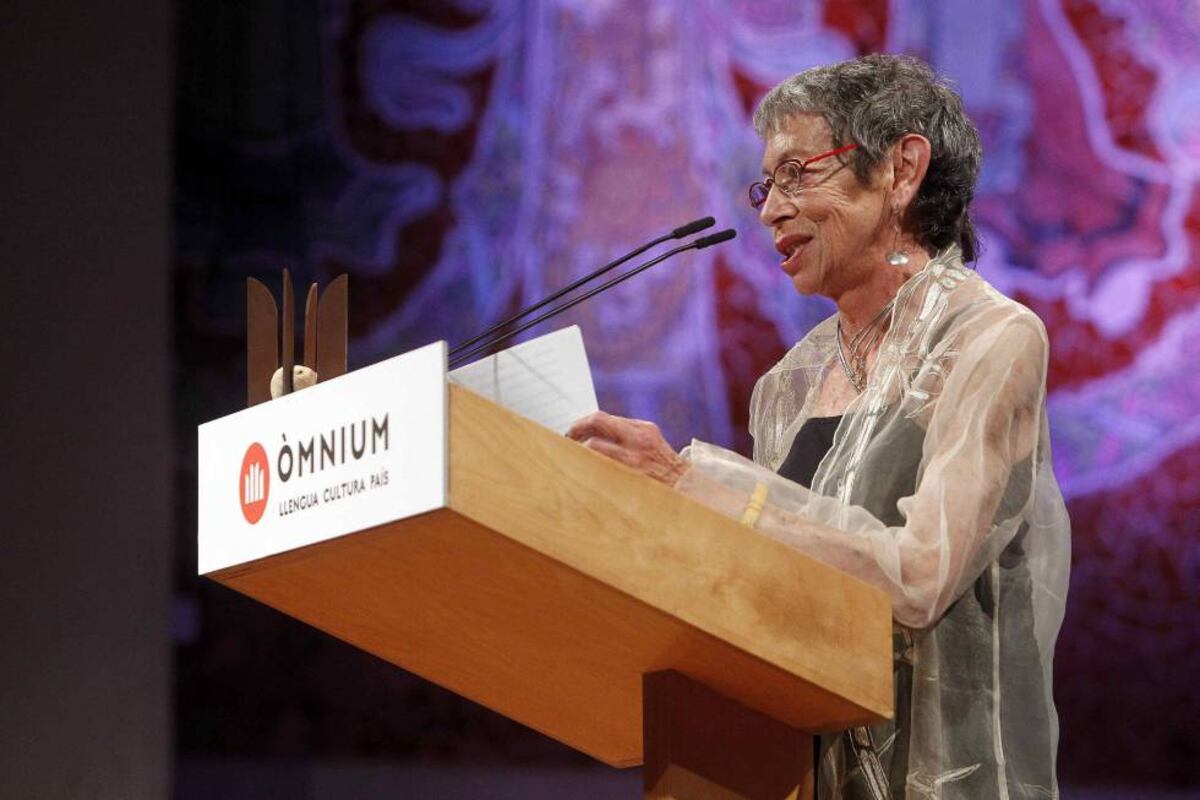 Maria Antònia Oliver rep el 48è Premi d’Honor de les Lletres Catalanes ...