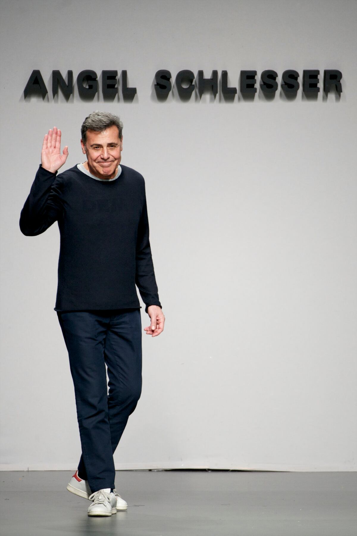 Premio Nacional de Moda: Ángel Schlesser, el diseñador que no creía en ...