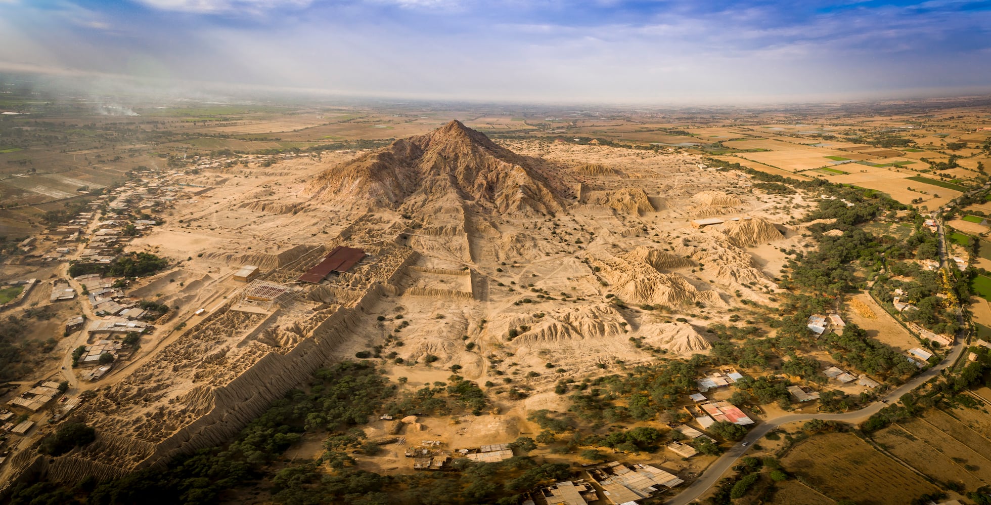 La Ruta Moche de Perú: una ciudad de adobe, momias, pirámides y una ...