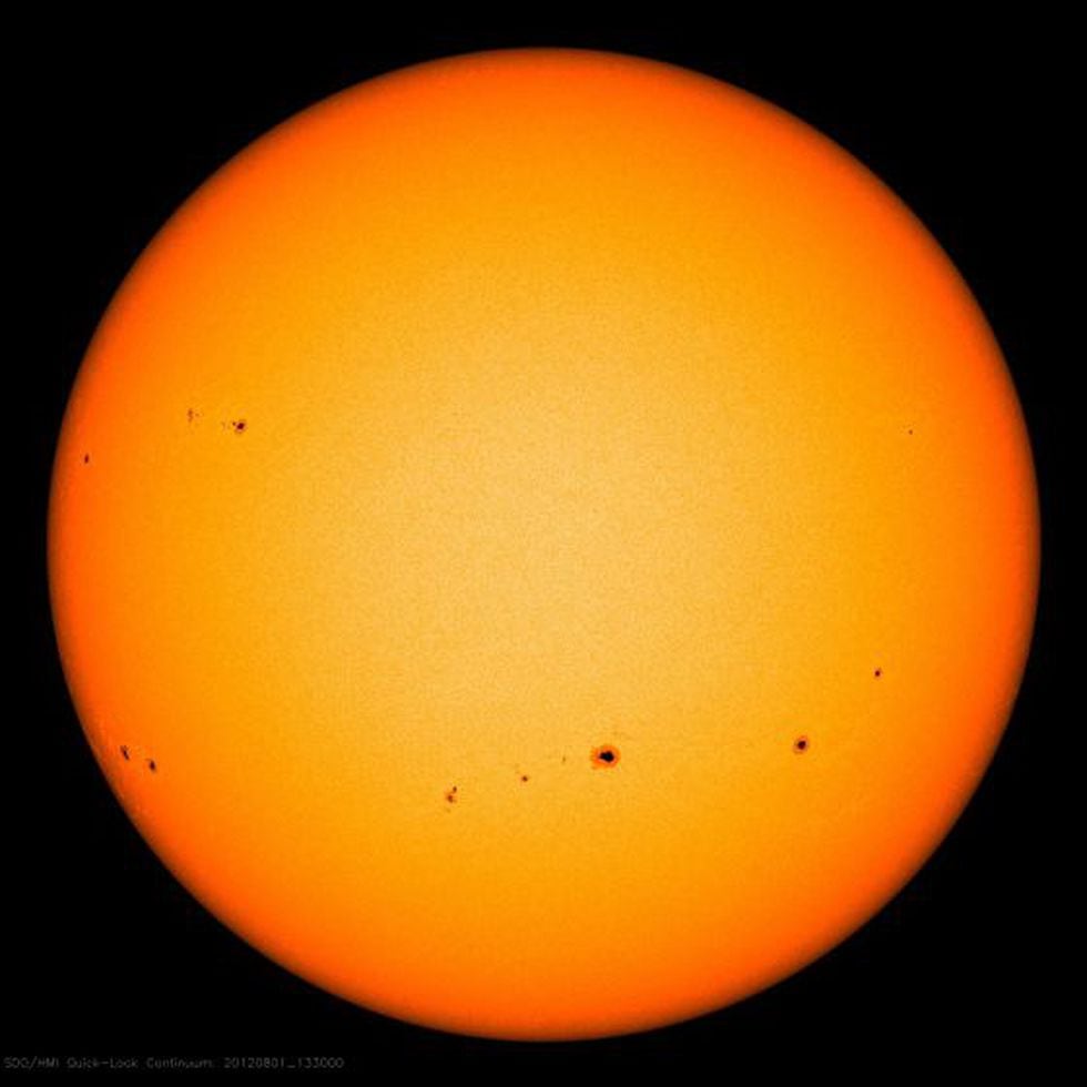 Un Sol perfectamente redondo | Sociedad | EL PAÍS