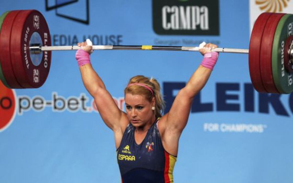 Lidia Valentín reedita su triple corona en los Europeos de halterofilia ...