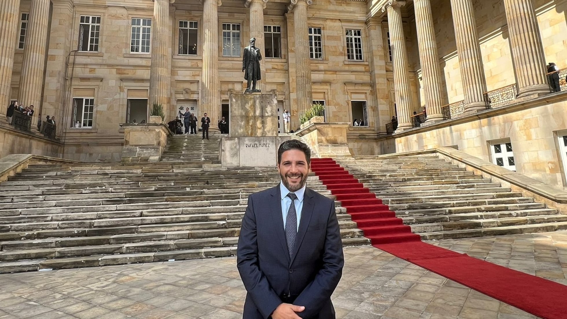 Agmeth Escaf, el actor despedido que ahora es congresista de Colombia ...