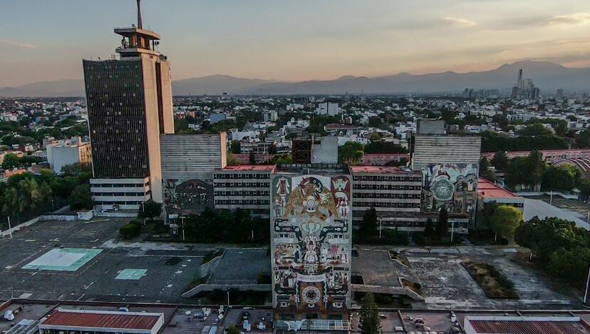 Vecinos, arquitectos y artistas piden el rescate de los murales de O ...