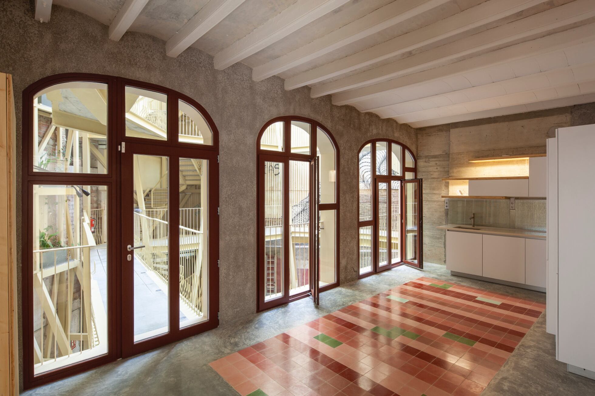 La Carbonería: Rehabilitación (con sorpresa) del edificio más antiguo del Ensanche de Barcelona ...