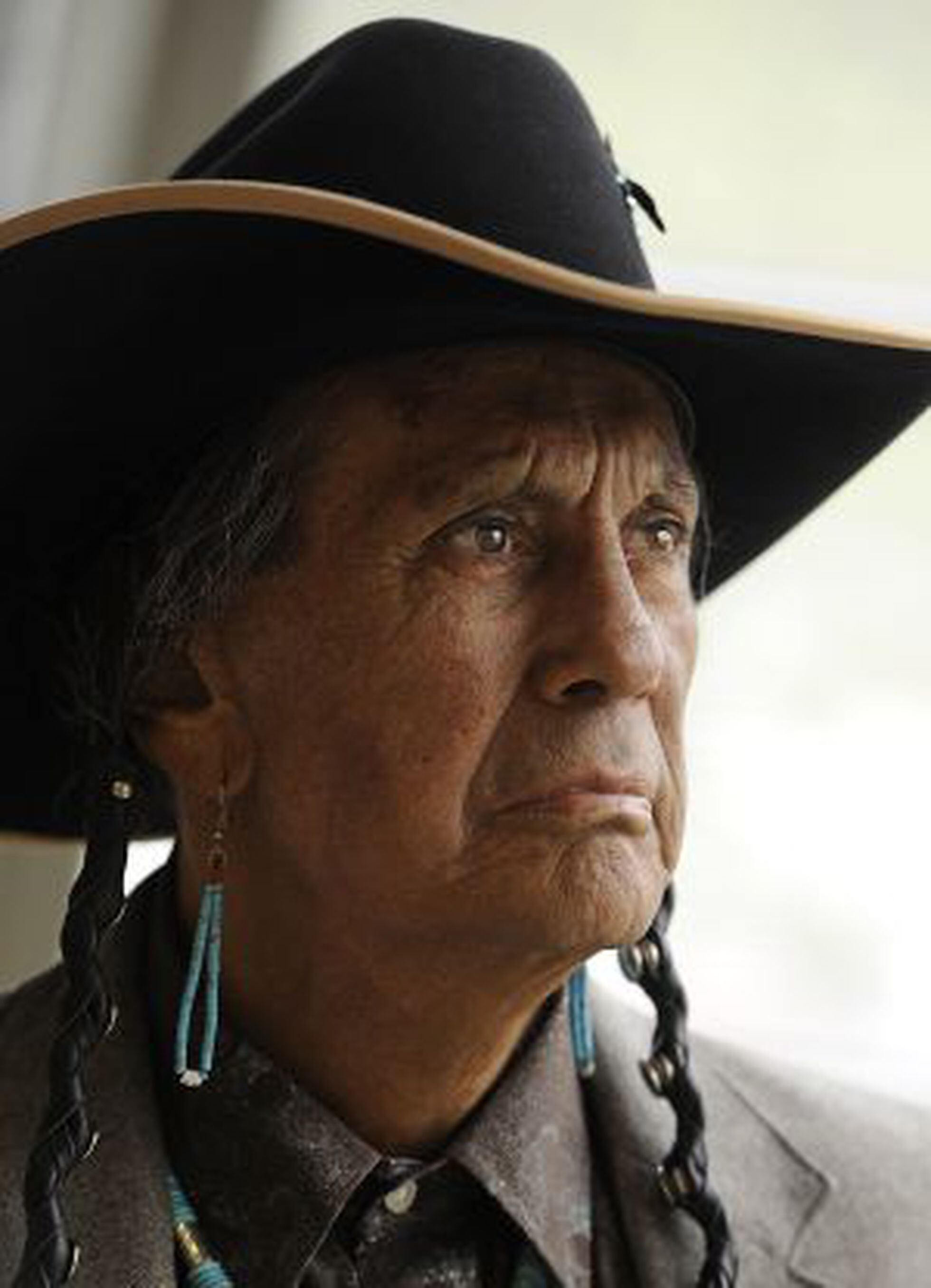 Russell Means, activista por los derechos de los nativos americanos ...