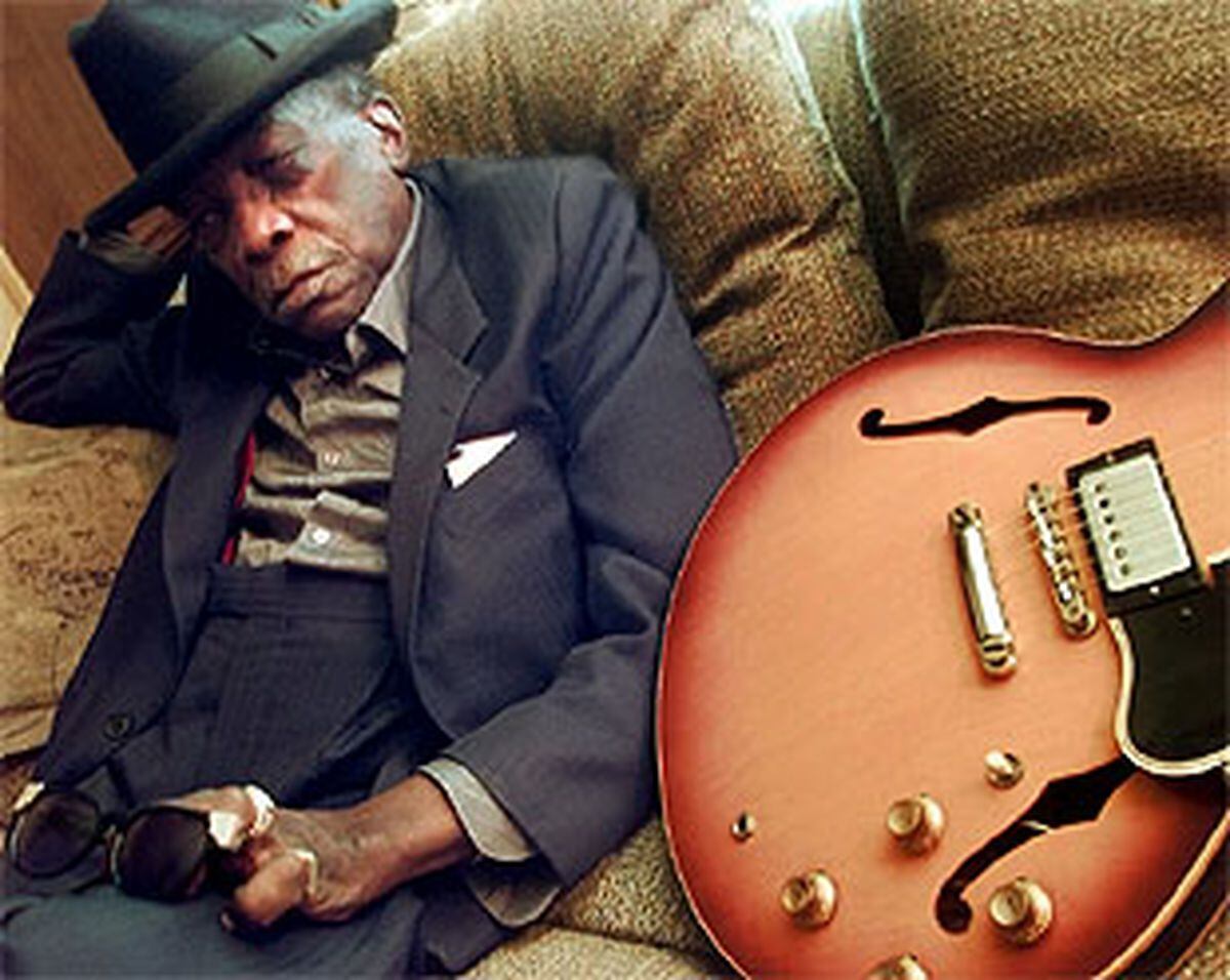 El guitarrista John Lee Hocker. | Cultura | EL PAÍS