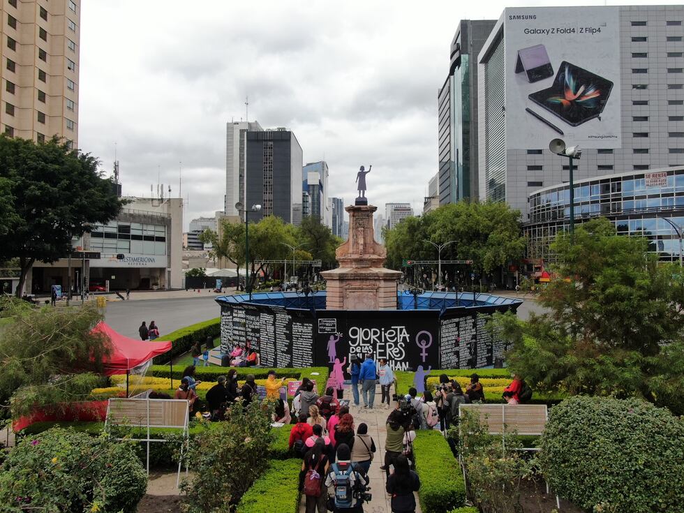 La batalla para evitar el derribo de la ‘Glorieta de las mujeres que ...