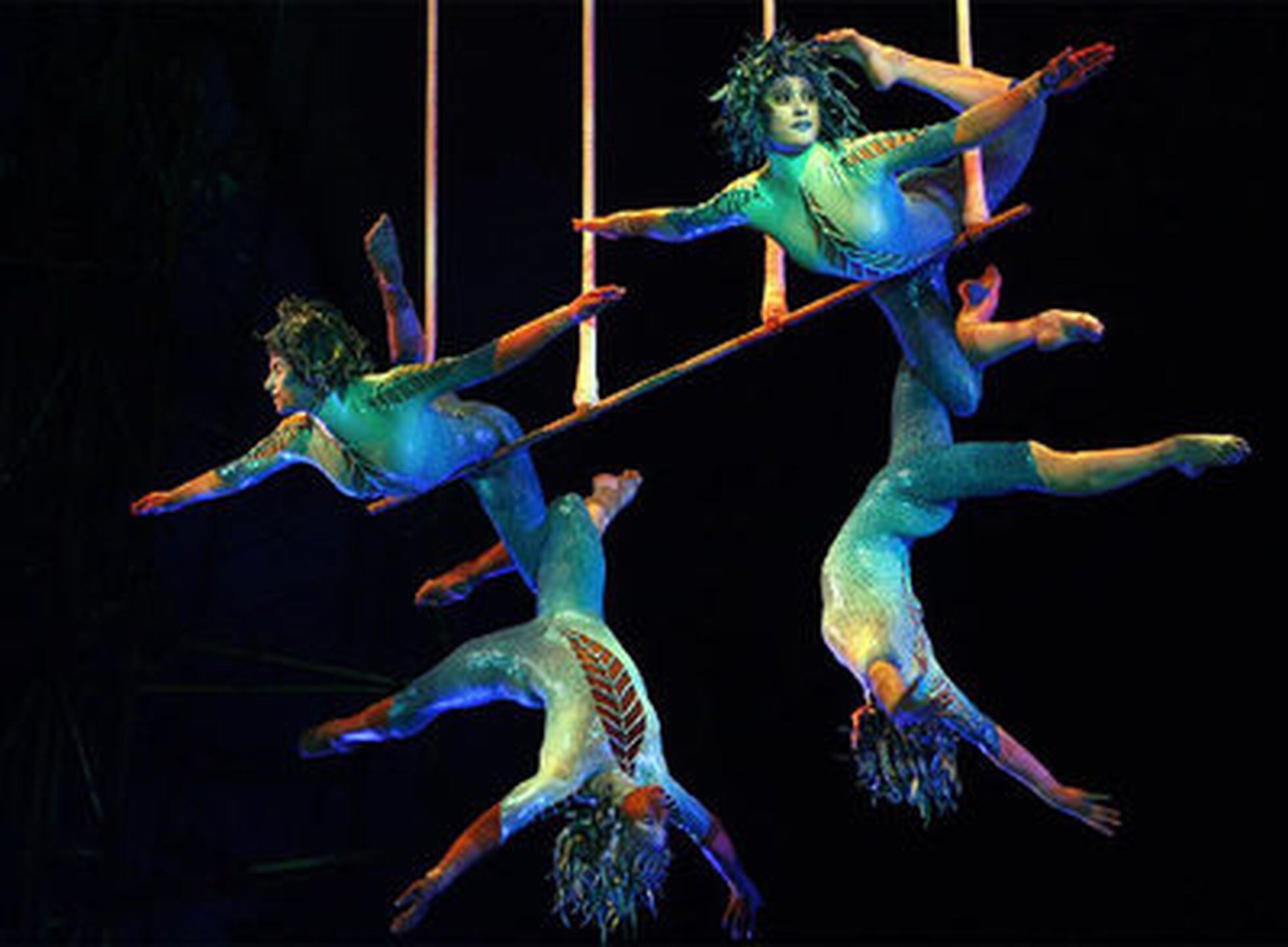 El Circo del Sol llega a Sevilla con 'Varekai', un recuerdo del ...