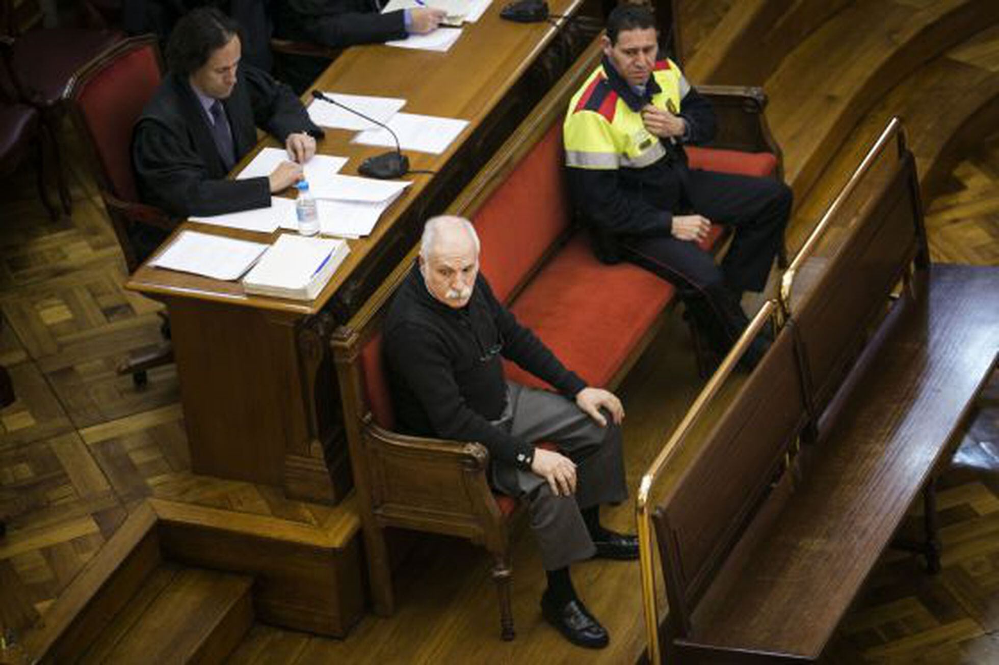 El acusado del triple crimen de la Sagrada Familia señala a su expareja ...