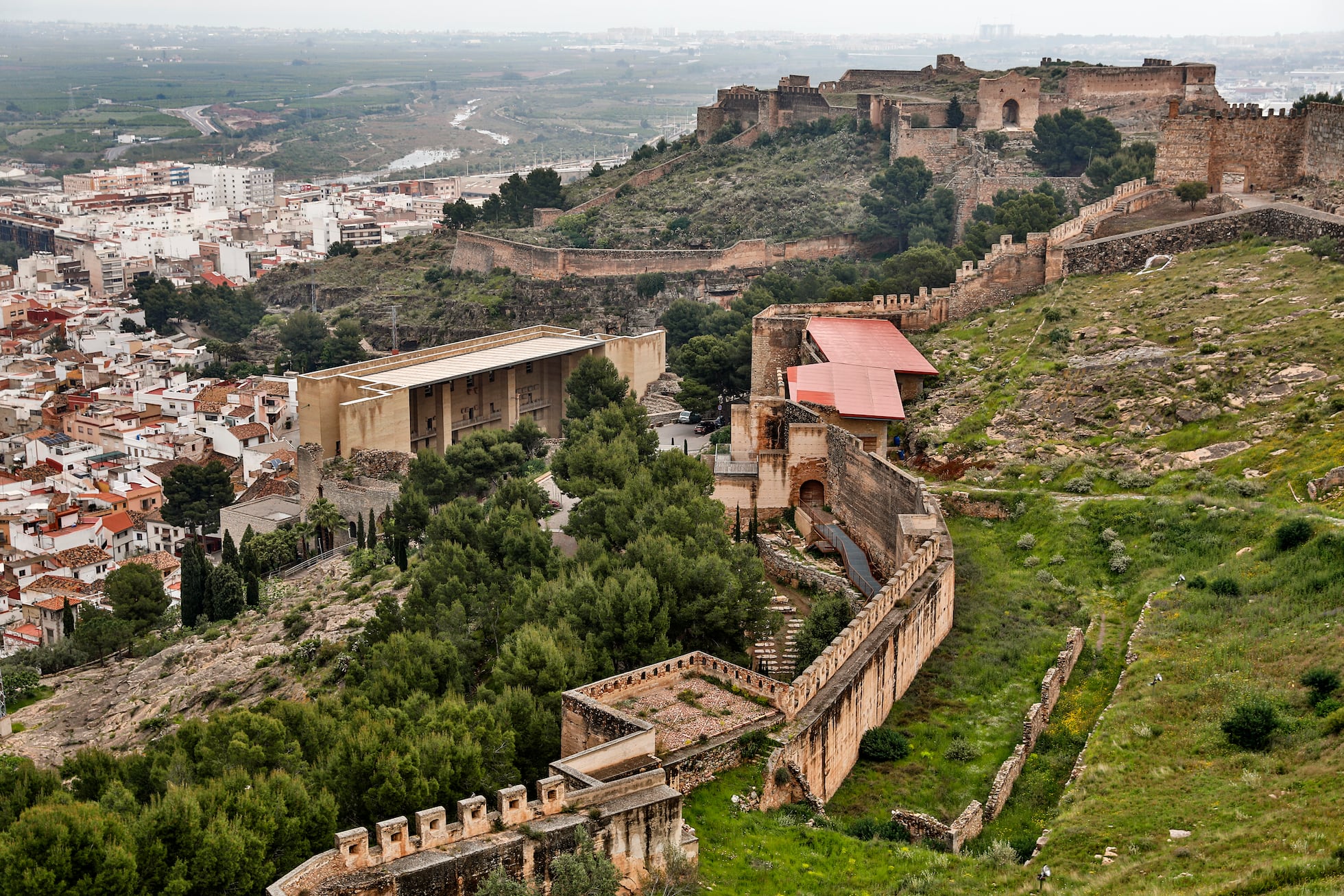 El castillo romano de Sagunto: una historia milenaria descuidada que no ...
