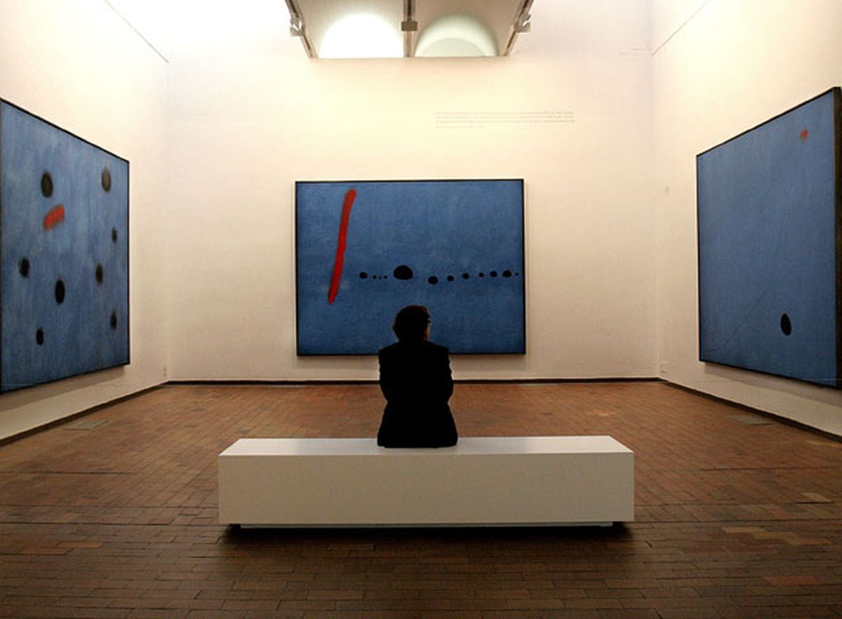Tríptico Bleu I, II, III (1961), de Miró | Cultura | EL PAÍS