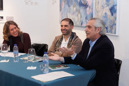 Alberto Fernández vuelve a Argentina y busca su lugar en el peronismo ...