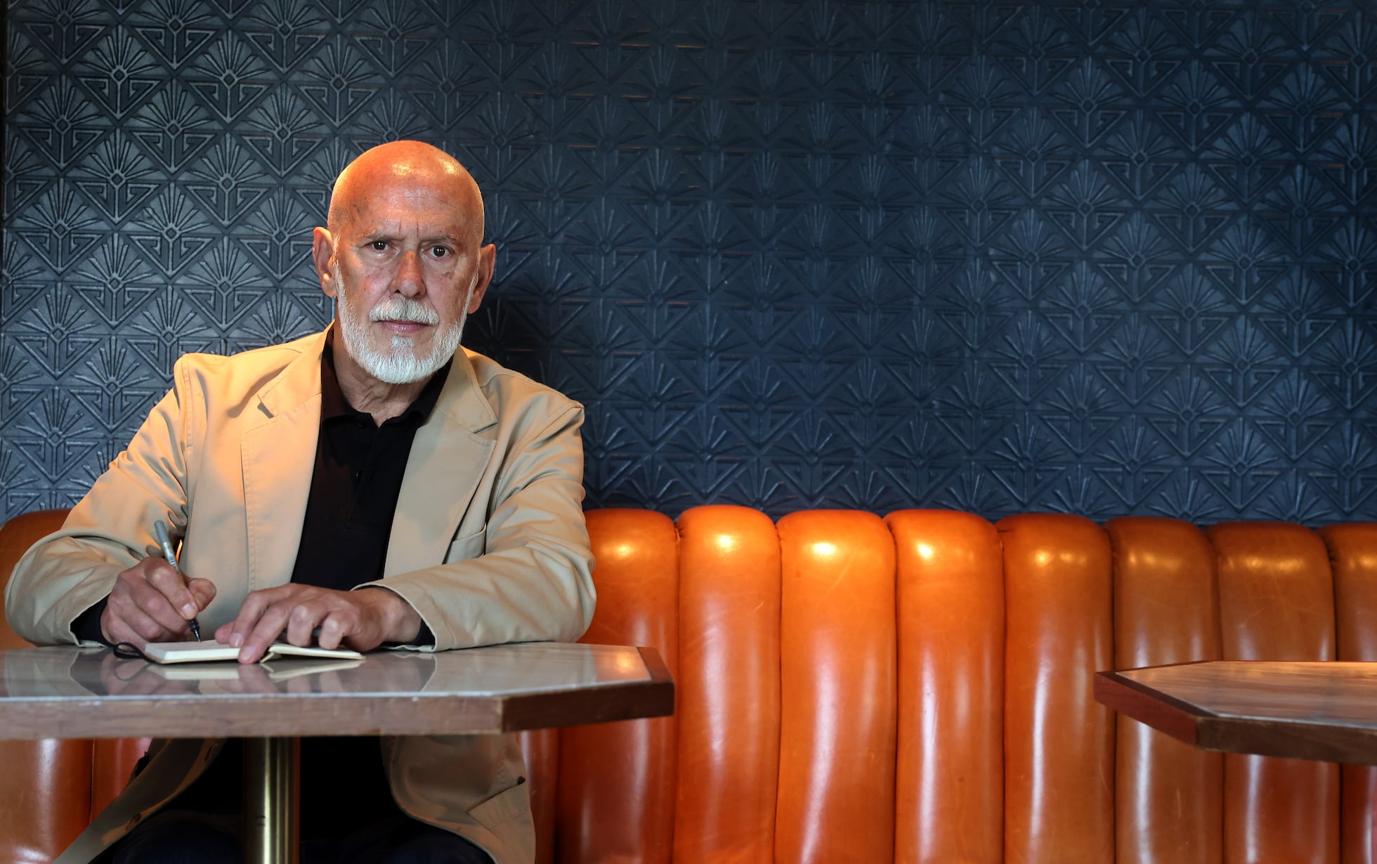 Javier Valenzuela, periodista: “La policía está en el lado oscuro de la ...