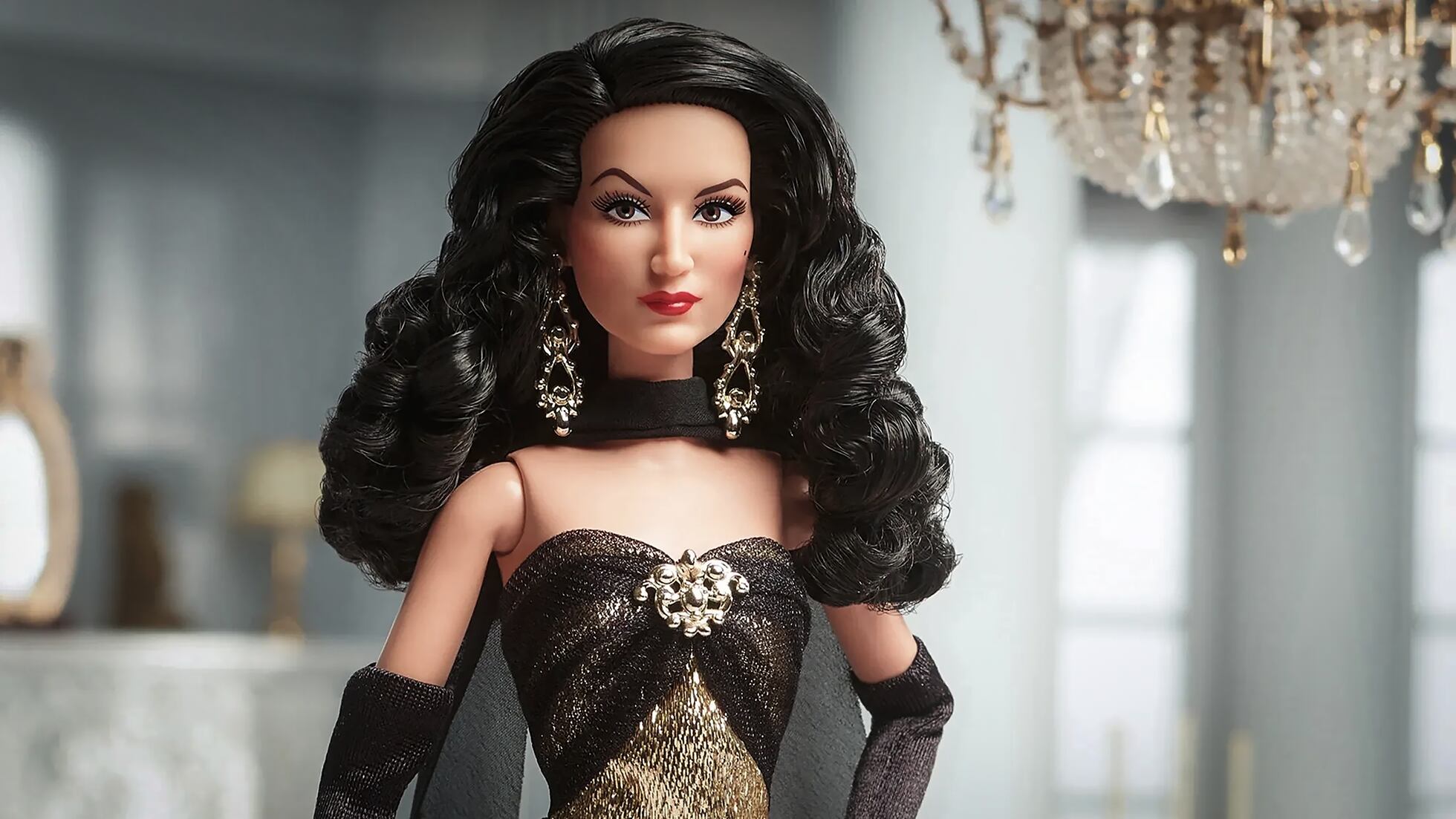 ‘Doña Barbie’, la muñeca que homenajea a María Félix, ícono del cine ...