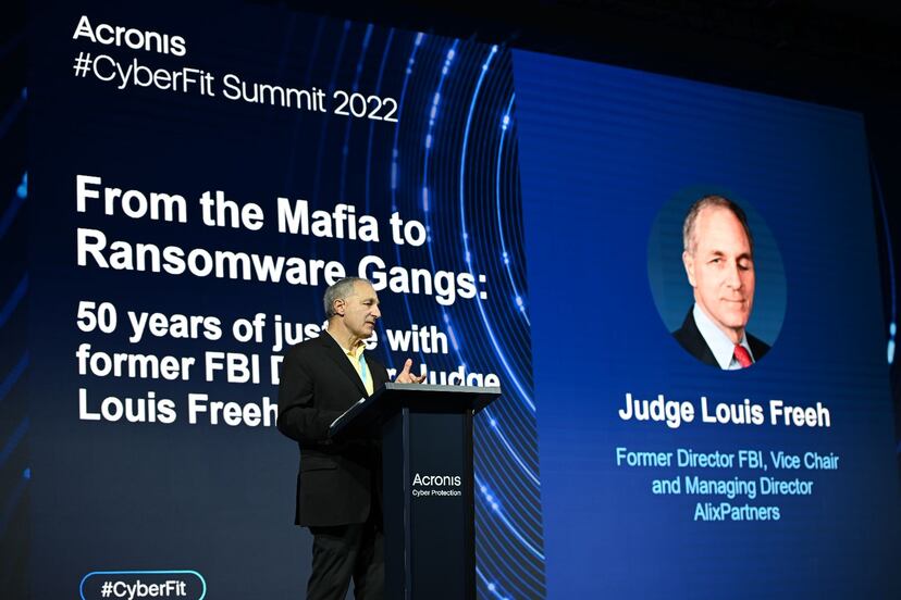 Louis Joseph Freeh: “Estamos en una ciberguerra mundial y quienes ...
