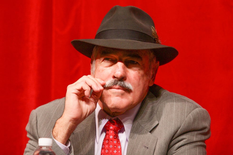 Muere a los 81 años Andrés García, célebre actor de telenovelas ...