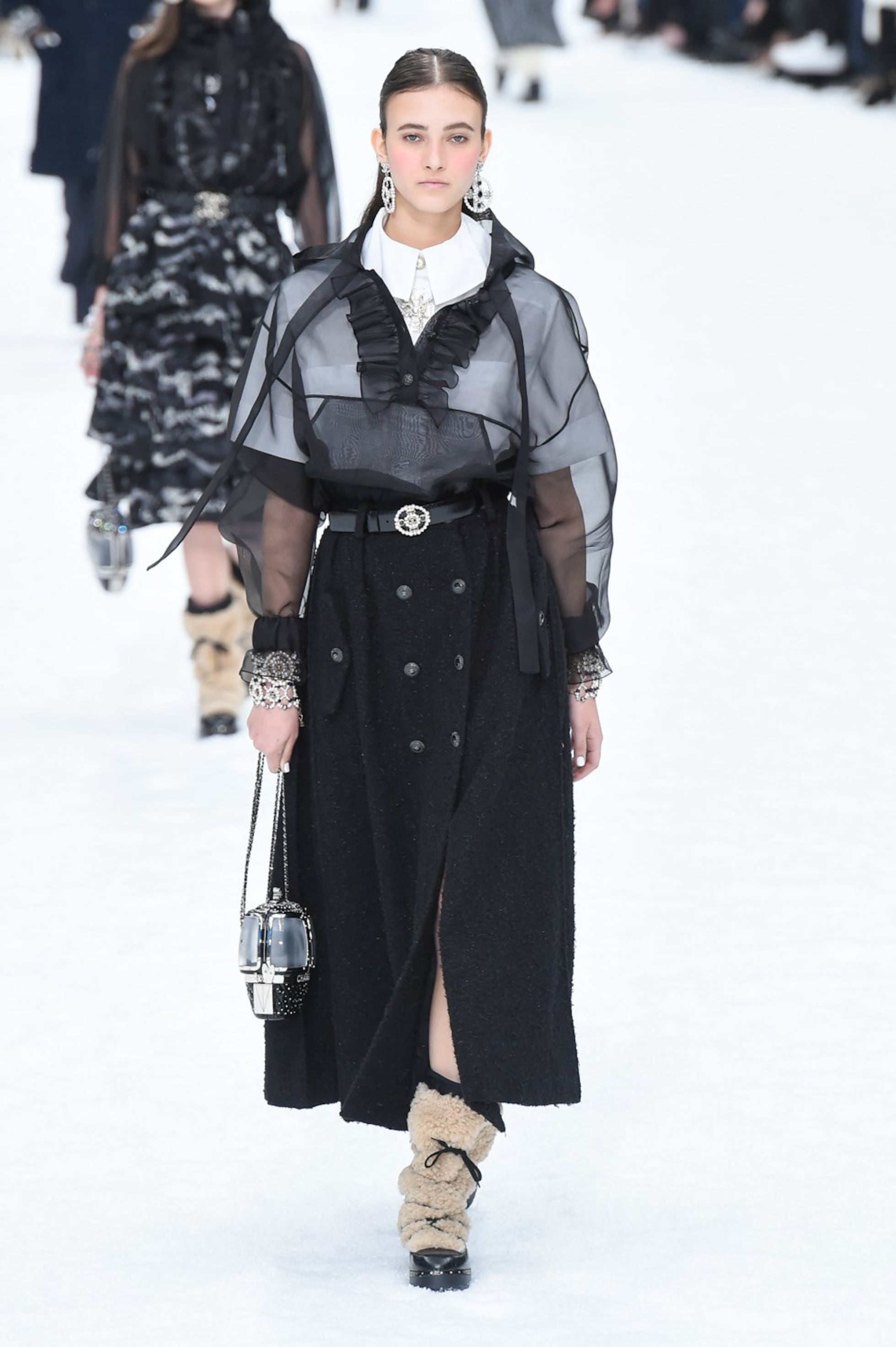 La última colección de Karl Lagerfeld para Chanel | Fotos | Pasarelas ...