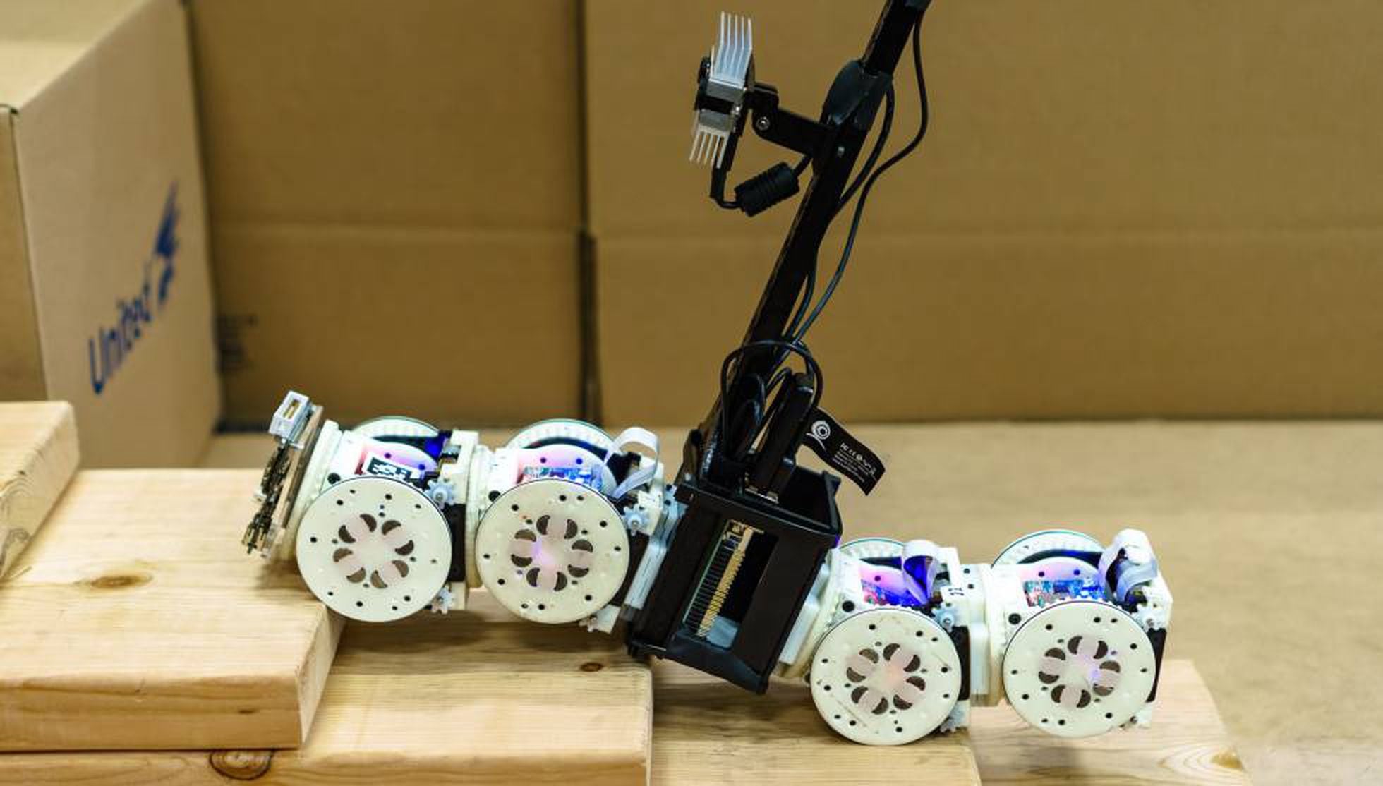 Así es el robot que cambia su propia forma según la tarea que ejecute ...