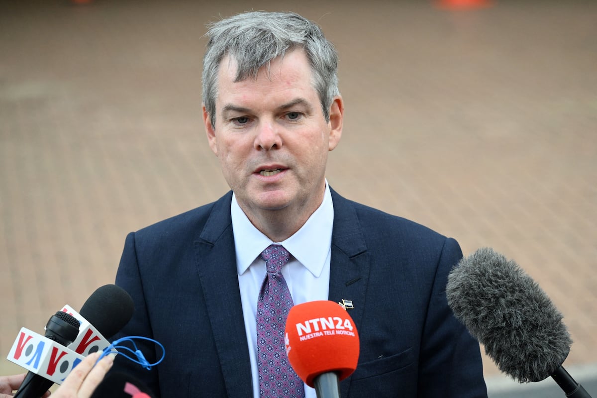 Kevin Sullivan, embajador de EE UU en Nicaragua, saldrá del país en ...
