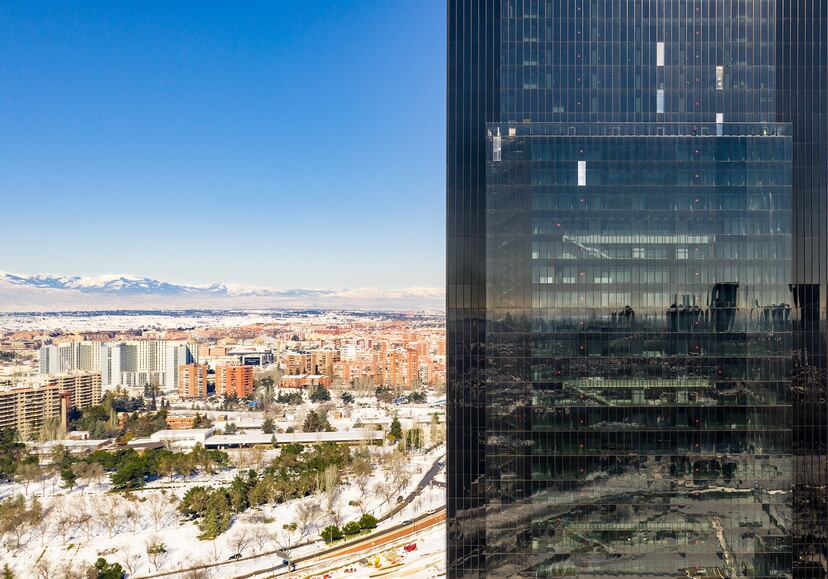 IE University Tower: Así es el primer campus universitario español ...