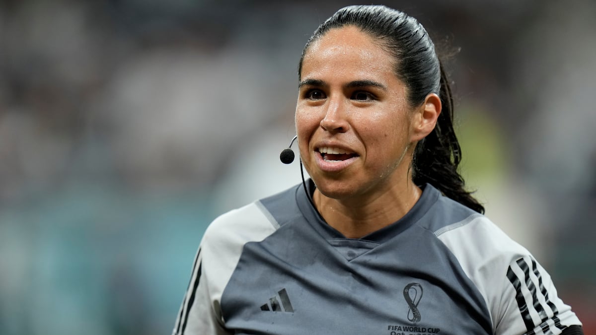 El verdadero éxito de México en el Mundial: la árbitra Karen Díaz ...
