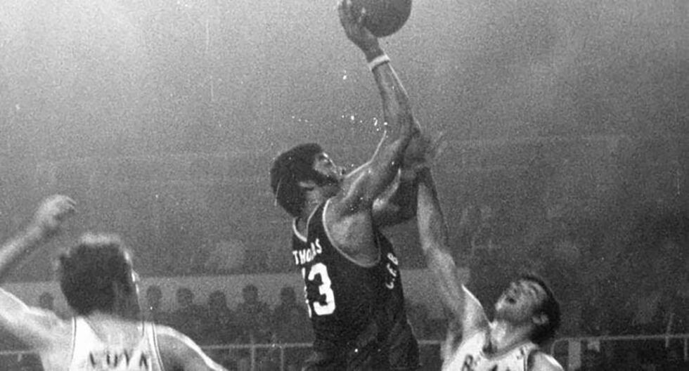Charles Thomas, el pívot ‘resucitado’ 40 años después | Deportes | EL PAÍS