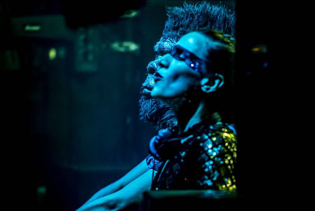 Elyella: “En los festivales vamos directos a la yugular” | Miss ...