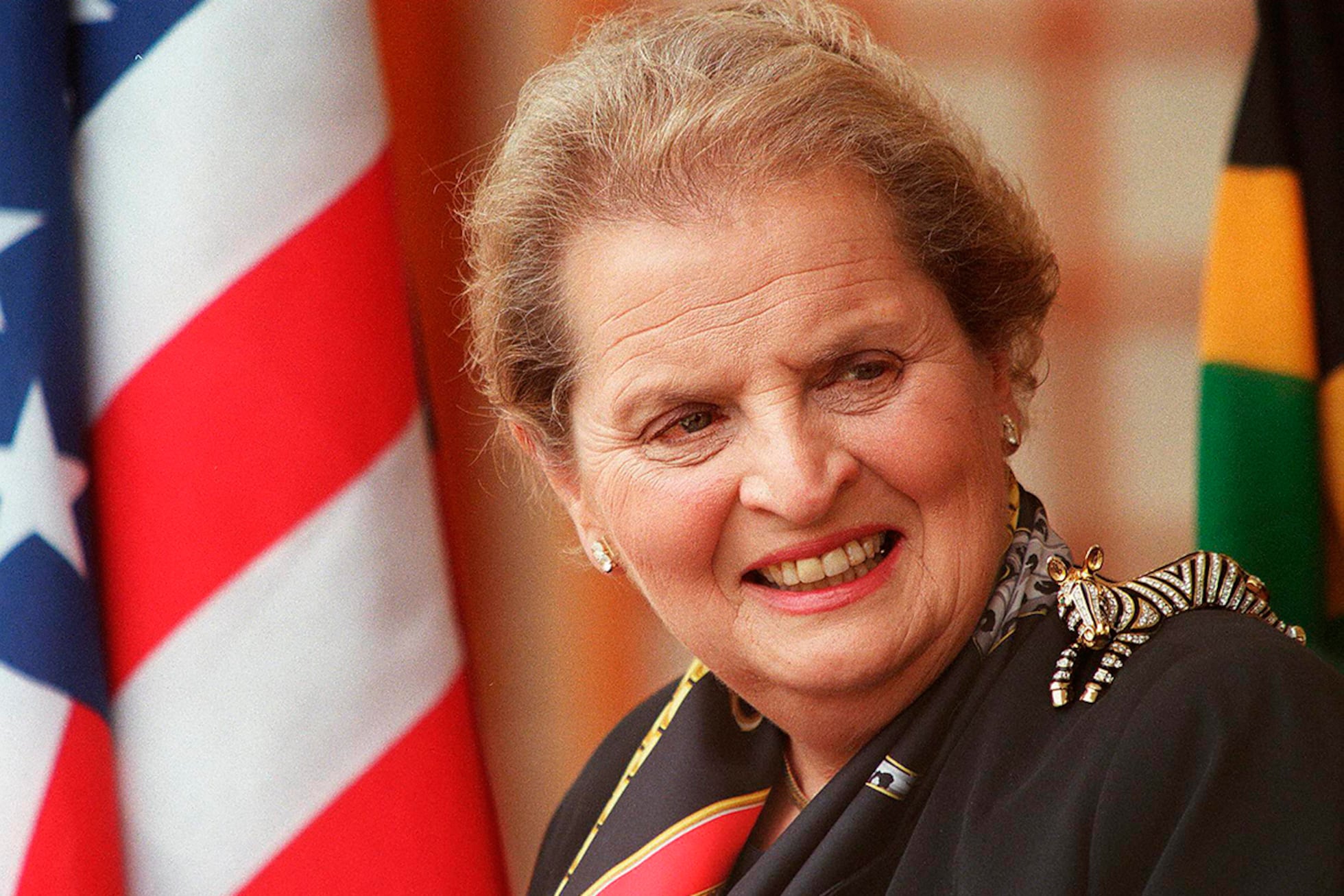 Cómo Madeleine Albright convirtió sus broches en una poderosa ...