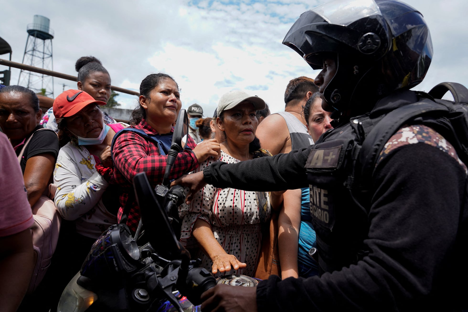 Motín en Ecuador: el enfrentamiento en la prisión de Santo Domingo, en ...
