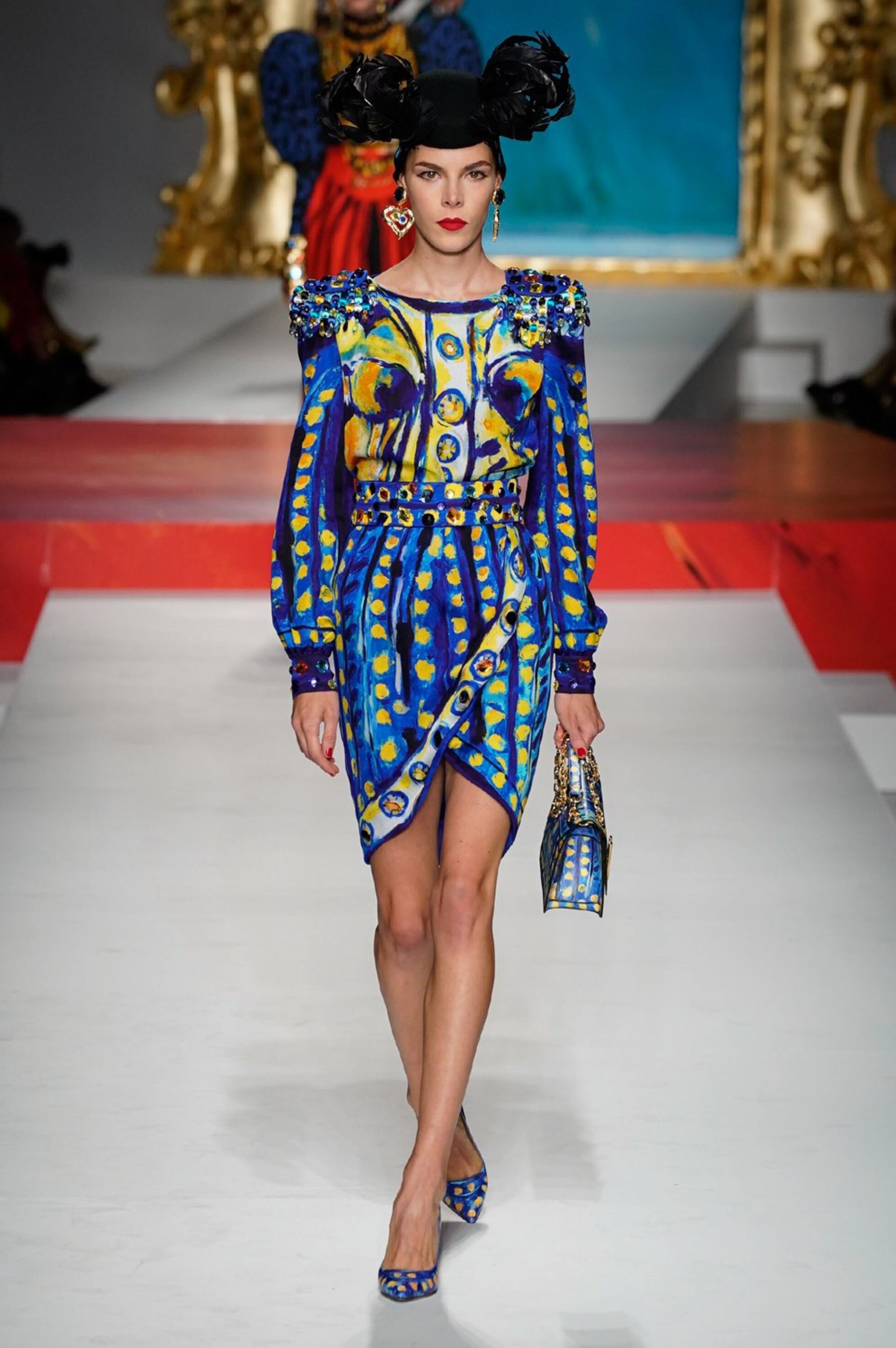 Moschino reinterpreta a Picasso | Fotos | Pasarelas de Moda | S Moda ...