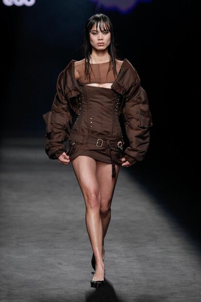 Reparto Studio: ecos punk y extravagancia medida | Fotos | Pasarelas de Moda | S Moda | EL PAÍS