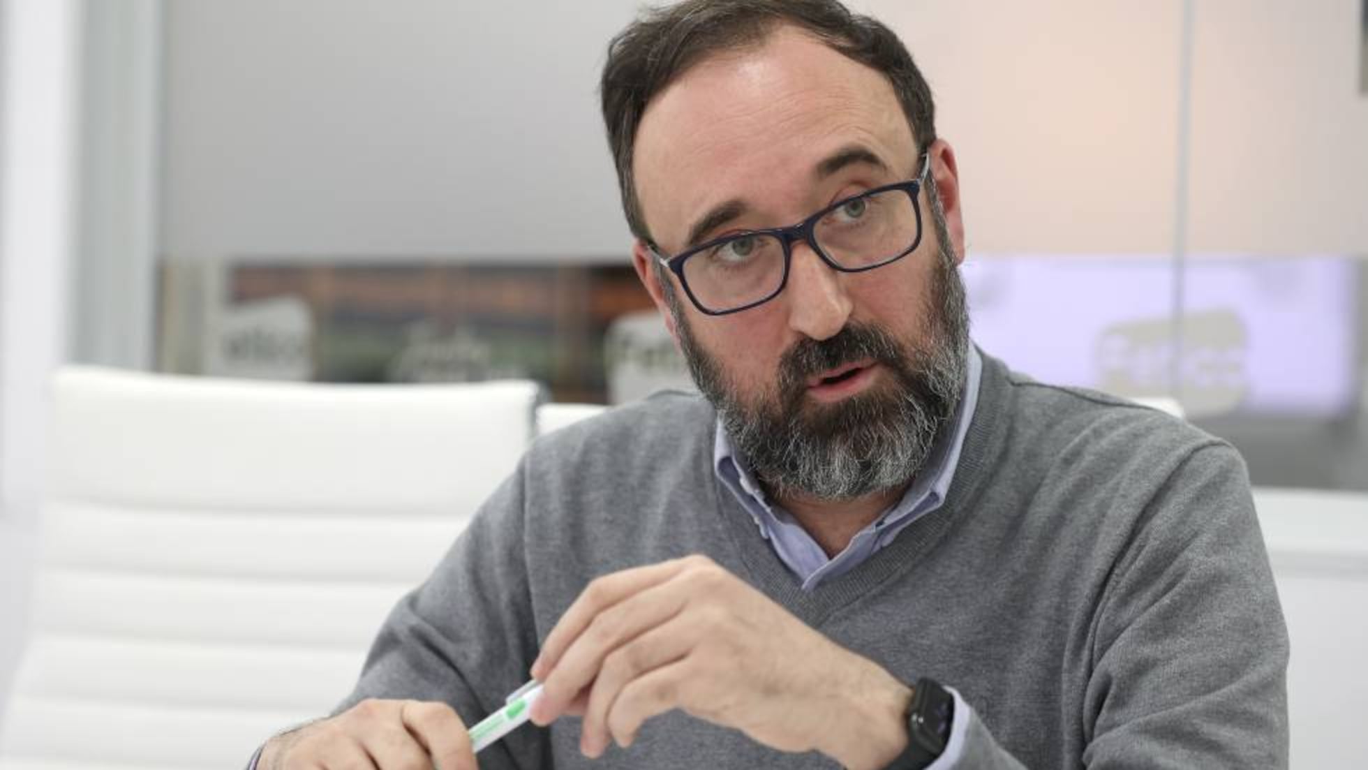 Scott Lever's Instagram, Twitter & Facebook on IDCrawl