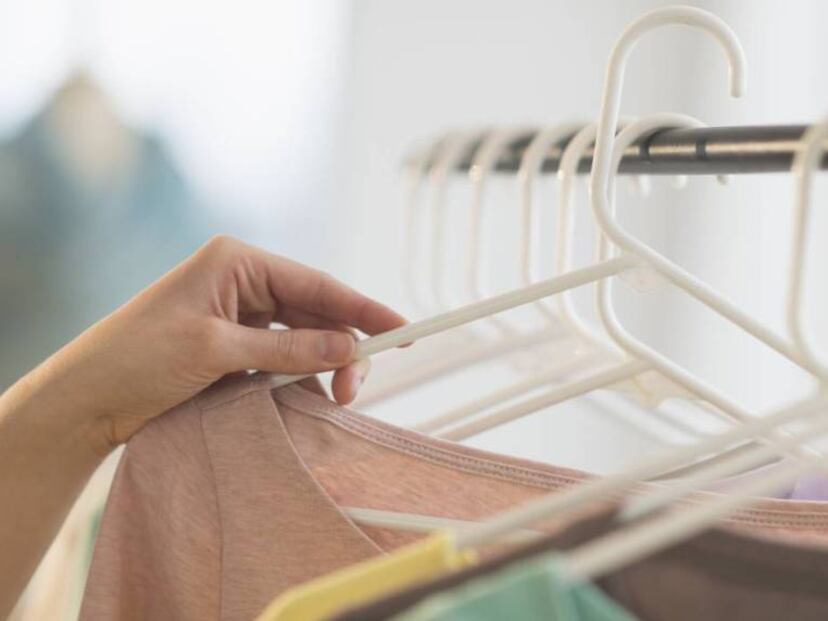 Esta es de las prendas más contaminantes de su armario (y la que más se ...